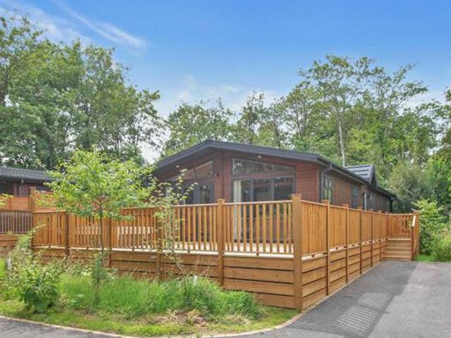 Aspen Corner, Brokerswood Holiday Park, 4 Bedroom Mobile