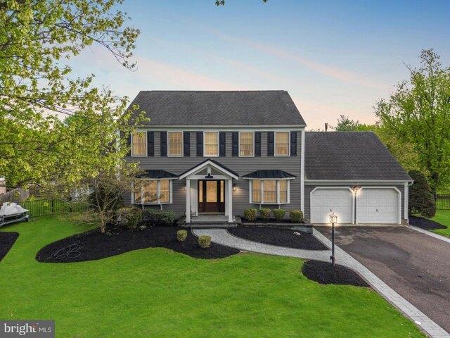 Aspen Ct, Medford, Home For Sale