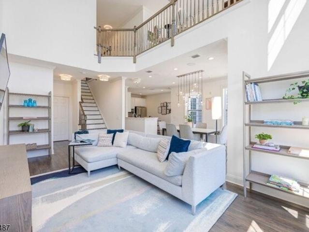 Aspen Dr, Cedar Grove, Condo For Sale