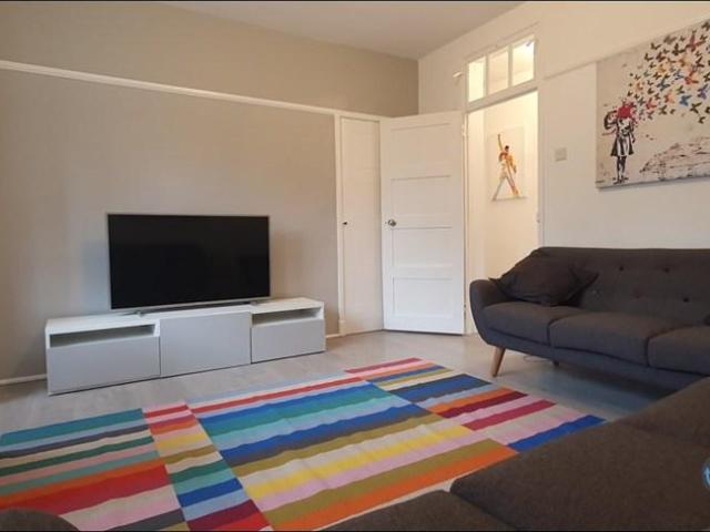 Aspen Gardens, London, W6 4 bed flat to rent £4,350 pcm £1,004 pw