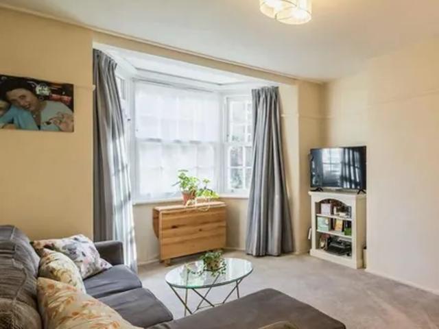 Aspen Gardens, London, W6 9JD, United Kingdom | 1 bed apartment for rent #139543244 | Rentberry