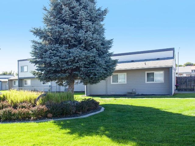 Aspen Hills Apartments 2 Bedroom Apartment for Rent at 803 S Olympia St, Kennewick, WA 99336