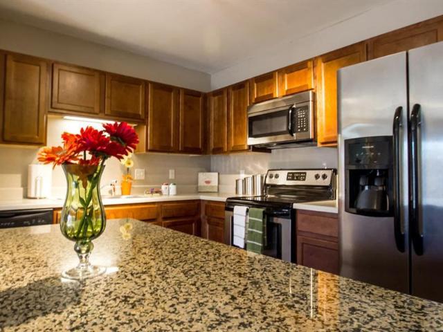 Aspen Lofts/West 1 Bedroom Apartment for Rent at 11025 M St, Omaha, NE 68137