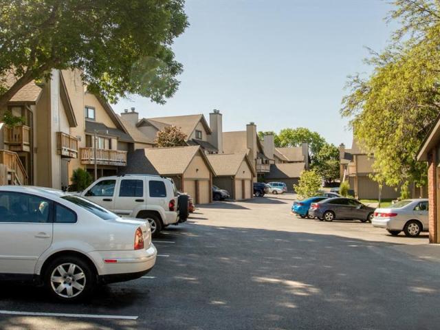 Aspen Lofts/West Studio Apartment for Rent at 11025 M St, Omaha, NE 68137