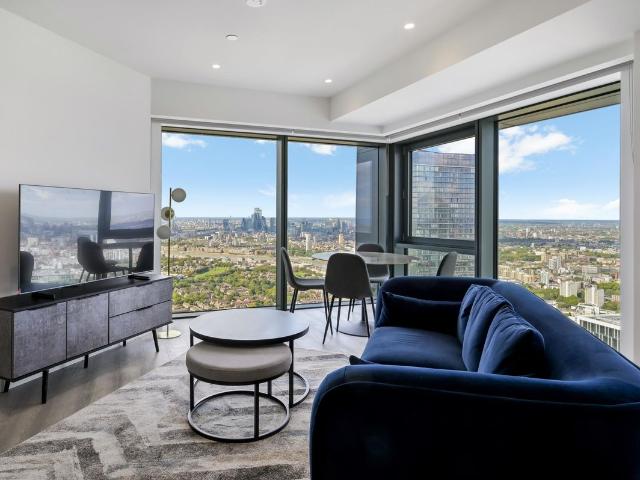 Aspen, Marsh Wall, London E22, 2 bed flat to rent, £4,500 pcm | PrimeLocation