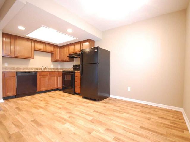 Aspen Pointe Apartments 2 Bedroom Apartment for Rent at 5838 W Mooresville Rd, Indianapolis, IN 46221 Valley Mills