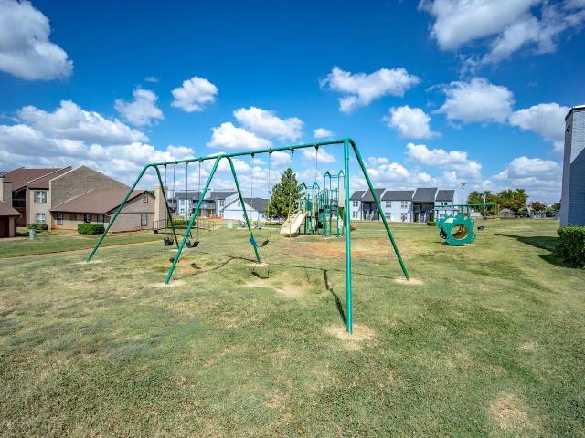 $600 Free Rent, $300 Off 1st & 2nd Month 1 Bedroom Apartment for Rent at 2700 Indian Creek Blvd, Oklahoma City, OK 73120