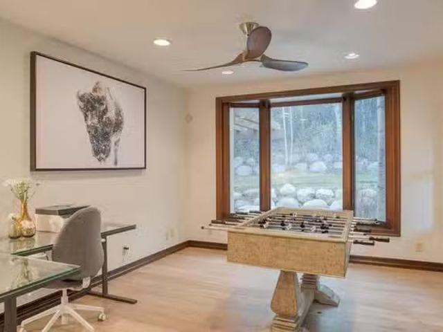 Aspen Ridge Lane