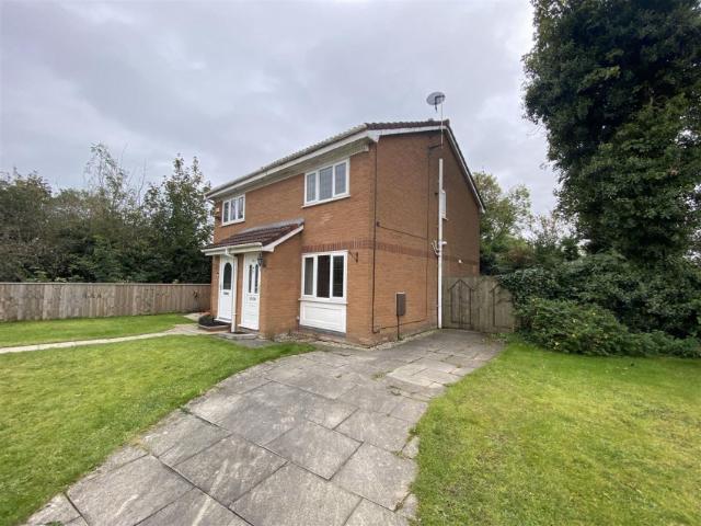 aspendale close, longton