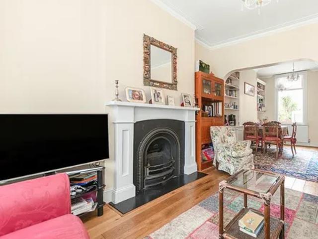 Aspenlea Road, London, W6 8NA, United Kingdom | 4 bed house for rent #102637621 | Rentberry