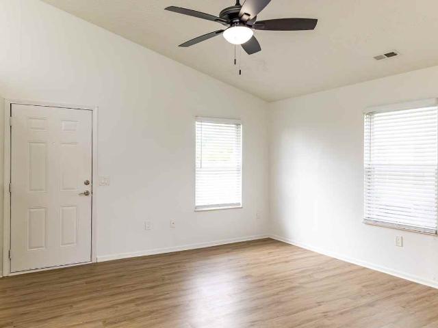 Aspire 2 Bedroom Apartment for Rent at 6611 Seahurst Dr, Columbus, OH 43110 Independence Village