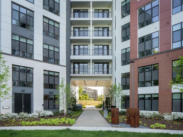 Aspire Huntington Station 2 Bedroom Apartment for Rent at 5919 Ashlar Way, Huntington, VA 22303 Huntington