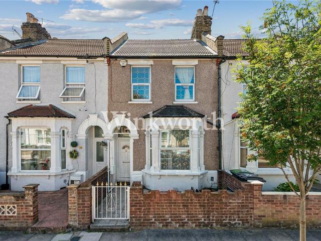 Asplins Road, Tottenham, N17 4 bed terraced house to rent £2,300 pcm £531 pw