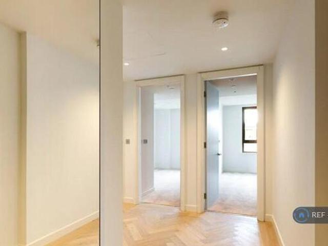 Asquith House, London, 2 Bedroom Flat