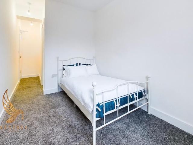 Asquith Road, Bentley DN5, Room to rent, £500 pcm | PrimeLocation