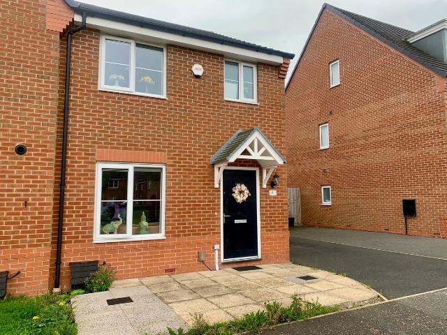 Assembly Avenue, Leyland PR25, 3 bed semi detached house to rent, £1,200 pcm | PrimeLocation