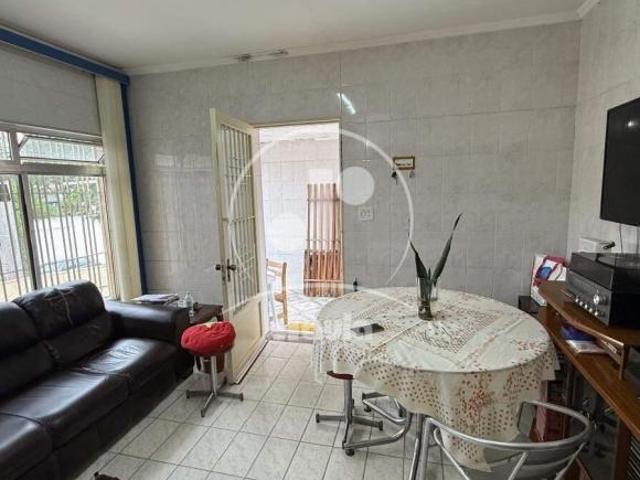 Assobradada à venda, 2 quartos Vila Scarpelli em Santo André/SP