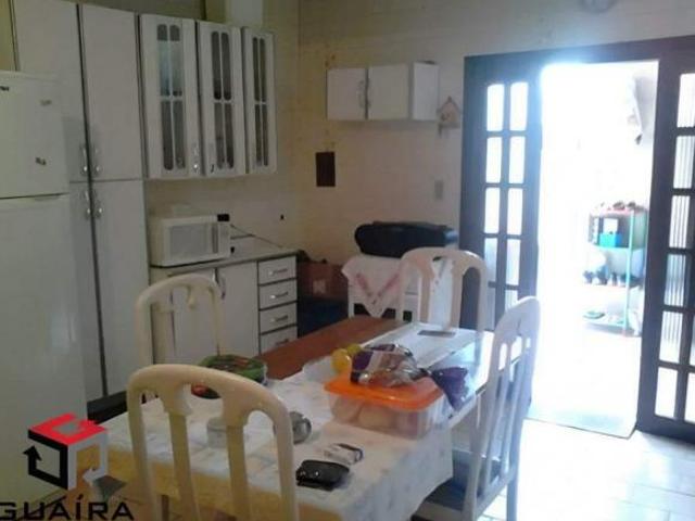 Assobradada com 2 quartos e 2 vagas no Bairro Baeta Neves