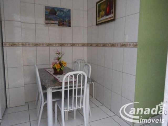 Assobradado A Venda No Rochdale Com 2 Quartos