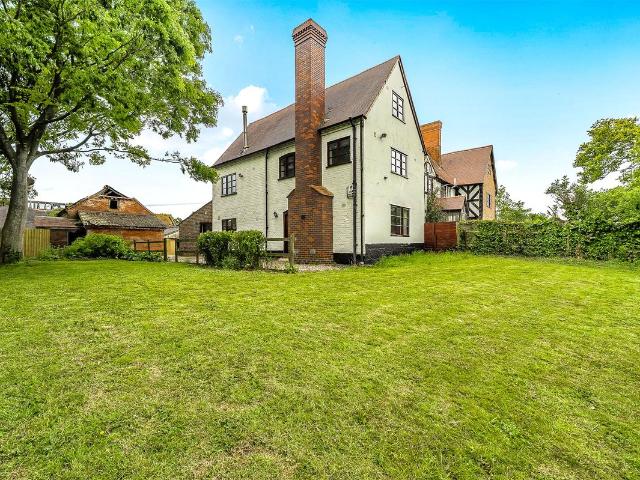 Astwood Manor Farm, Hanbury, Bromsgrove, Worcestershire B60, 3 bed link detached house to rent, £1,500 pcm | PrimeLocation