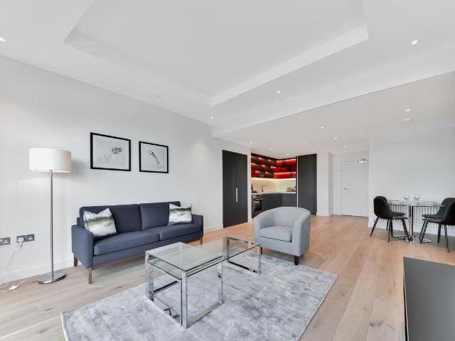 Astell House, London City Island, London E14, 2 bed flat to rent, £3,207 pcm | PrimeLocation