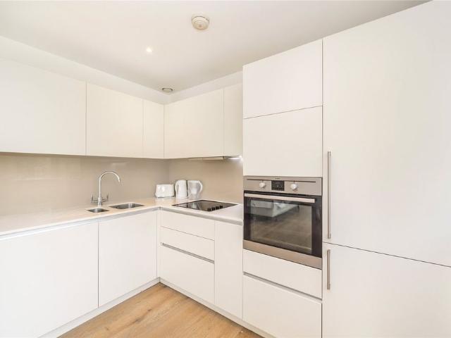 Astell Road, Kidbrooke, London, SE3 9FN