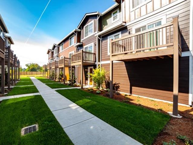 Aster Townhomes Stella