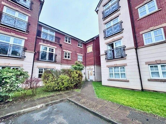 Astley Brook Close, Bolton BL1, 2 bed flat to rent, £850 pcm | PrimeLocation