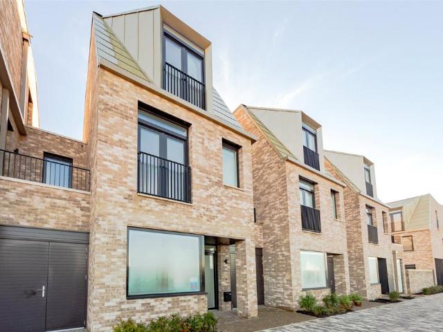 Aston Terrace, Cambridge 3 bed terraced house to rent £3,200 pcm £738 pw