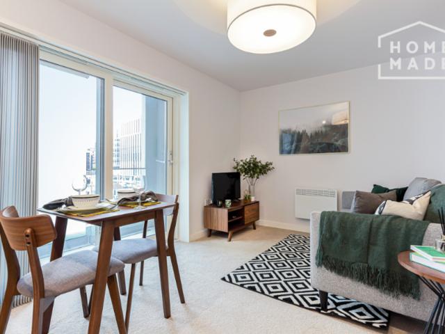 Aston Place, B1
