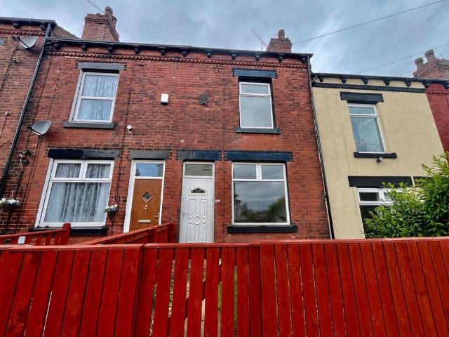 Aston Road, LEEDS 4 bed house to rent £1,195 pcm £276 pw