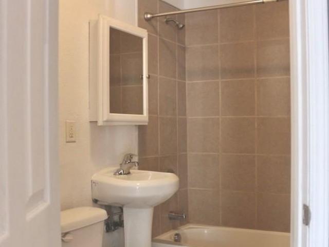 Astor Terrace 1 Bedroom Apartment for Rent at 406 E Montgomery Ave, Spokane, WA 99207 Logan