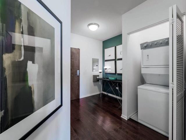 Astoria Tower Studio Apartment for Rent at 8 E 9th St, Chicago, IL 60605 Loop