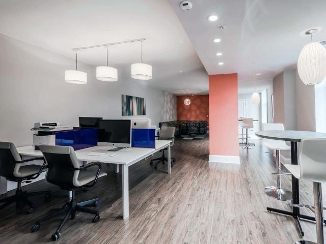 Astoria Tower 2 Bedroom Apartment for Rent at 8 E 9th St, Chicago, IL 60605 Loop