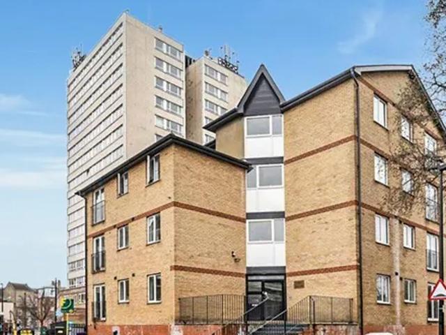 Astra Apartments, 250 Globe Road, London, E2 0LW, United Kingdom | 1 bed townhouse for rent #138313400 | Rentberry