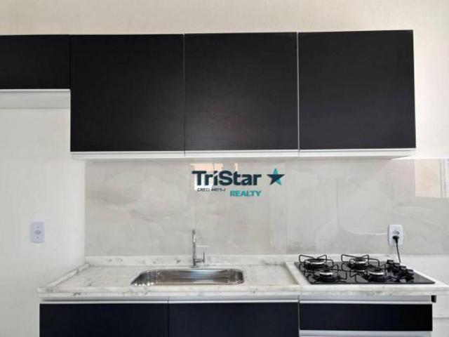 AP0372 APARTAMENTO 02 DORMITORIOS COM COZINHA PLANEJADA EM CONDOMINIO FECHADO COM LAZER COMPLETO