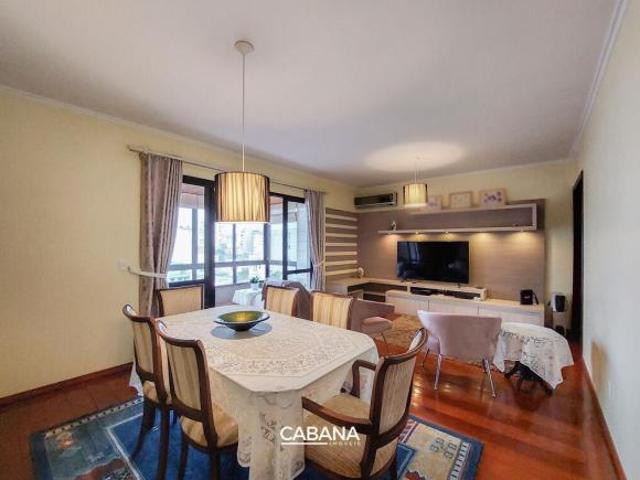 AP568 Apartamento semimobiliado no Centro