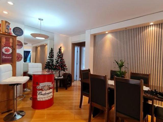 AP707 Apartamento semimobiliado no Madureira