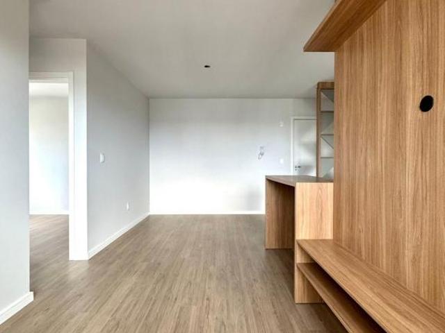 AP718 Apartamento Semimobiliado no Panazzolo