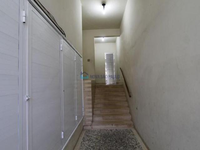 Ap. 75m² a 600m do Metro Saúde