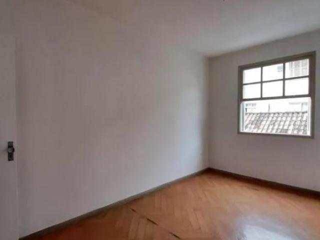 Ap 2ª andar 02 dorm 01 wc 01 garagem fechada 72 m² Santos SP Campo Grande