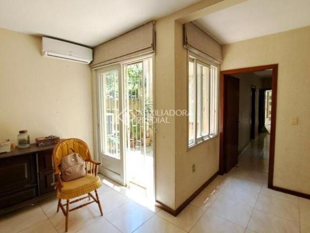 AP TIPO CASA LINDO COM CHURRASQUEIRA!