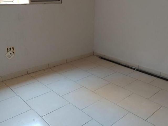 Ap reformado 02 dorm 01 wc 2ª andar garagem coletiva Santos SP Campo Grande