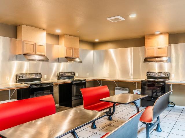aPodment® Suites at Brava Studio Apartment for Rent at 1728 Summit Ave, Seattle, WA 98122 Broadway