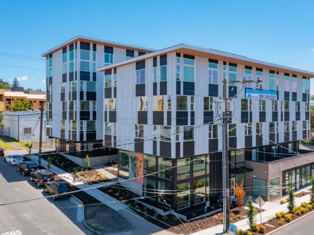aPodment® Suites at Genoa | Central District