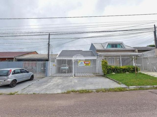 Apolar Boa vista vende Casa térrea no Bairro. Região tranquila e perto de tudo. Ampliação possível