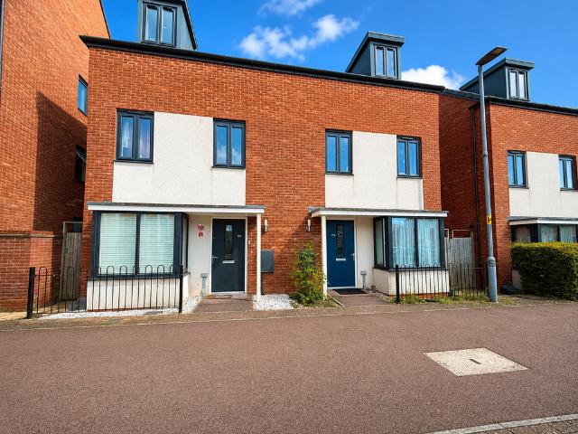 Apollo Avenue, Milton Keynes, MK11 4 bed semi detached house to rent £2,050 pcm £473 pw