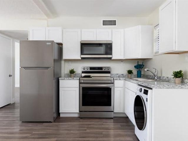 Apollo Landings 1 Bedroom 1 Bathroom