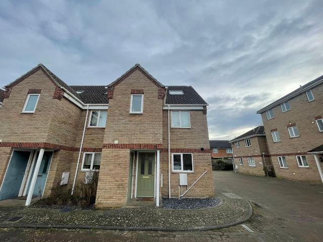 Apollo Way, Cambridge CB4, 3 bed end terrace house to rent, £2,000 pcm | PrimeLocation
