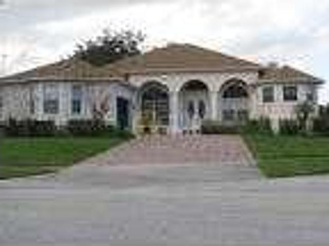 Apopka 4 bedroom 3 bathroom house